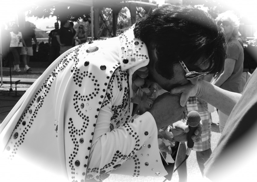 Hire Elvis Impersonator John Monforto - Elvis Impersonator in ...