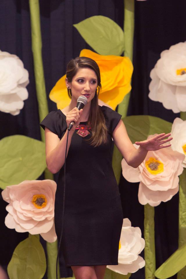 Hire Emily Richett (TV Host, Emcee + Speaker) - Business Motivational ...