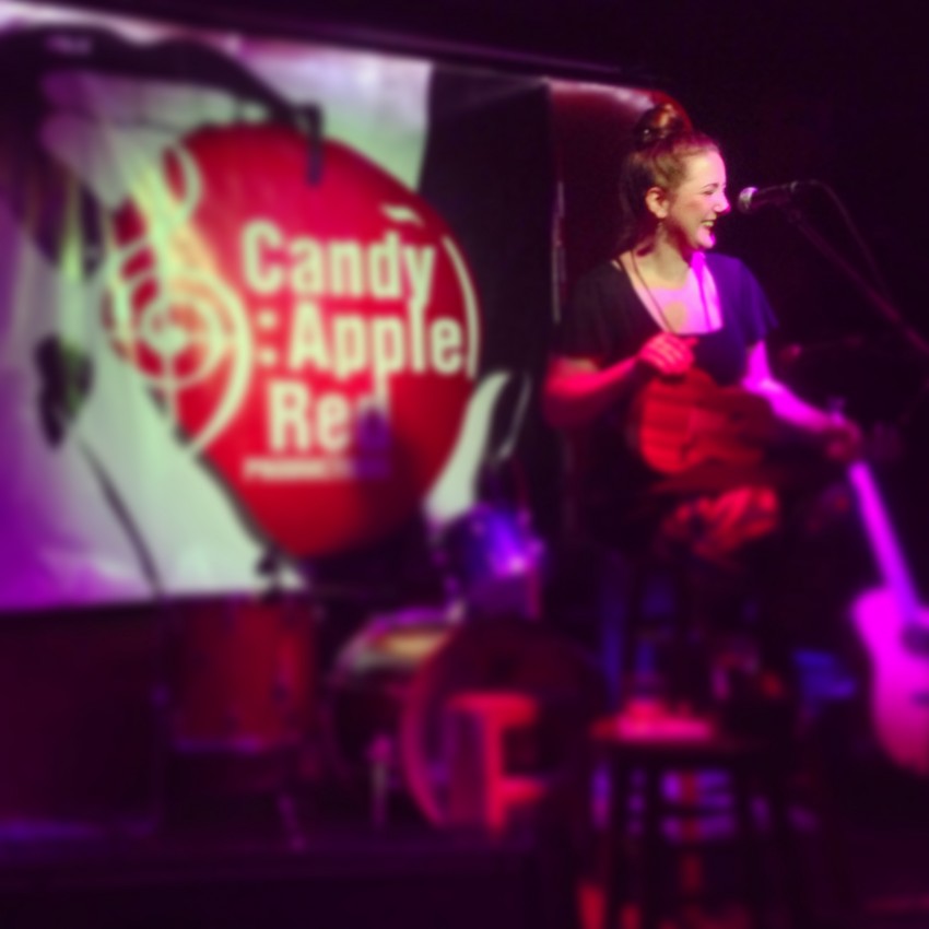 Hire Emily Rupp - Singer/Songwriter in Lake Orion, Michigan