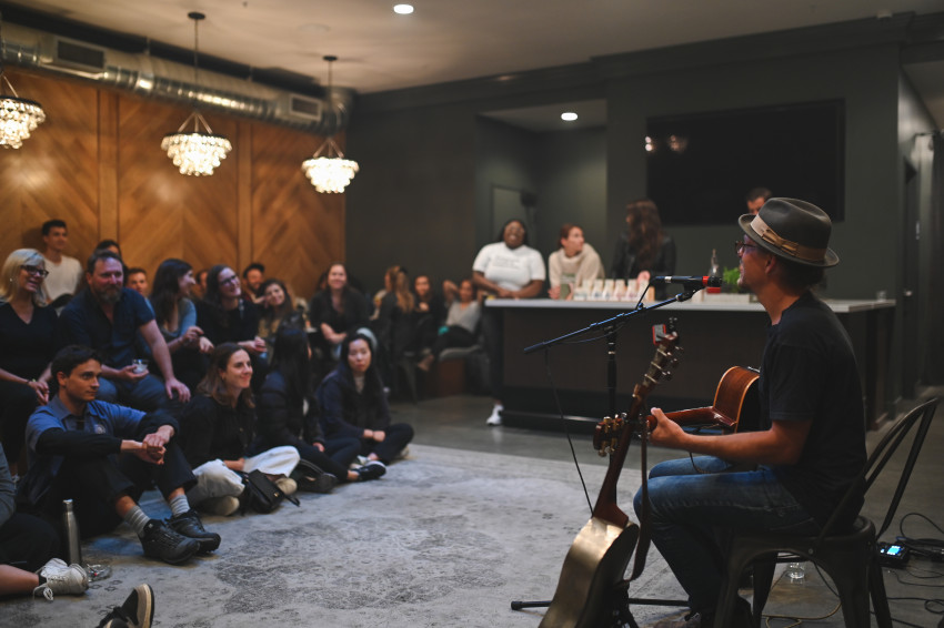 Hire Eric Long - Singing Guitarist in San Francisco, California