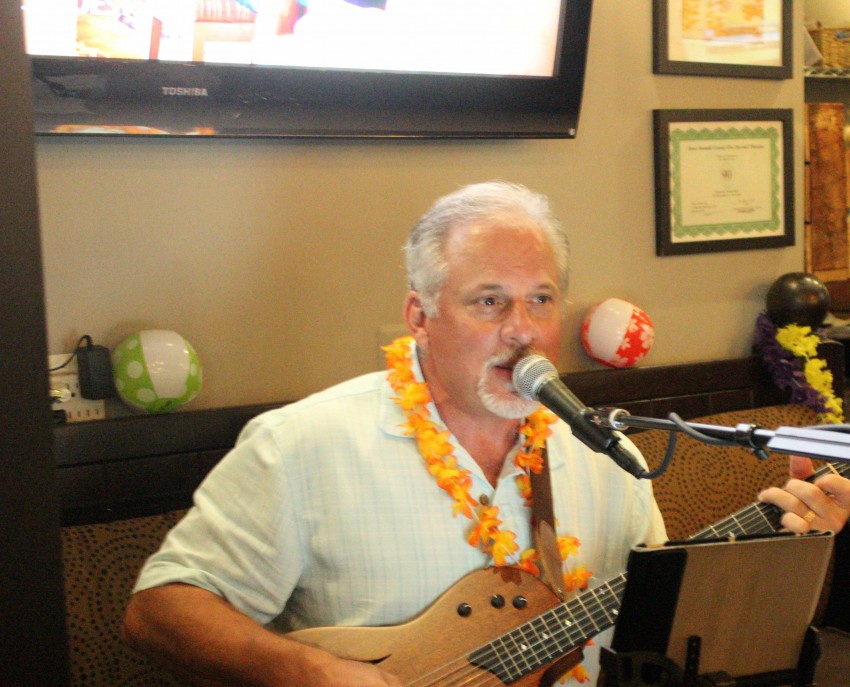 Hire Eric Ray - Singing Guitarist in Myrtle Beach, South Carolina