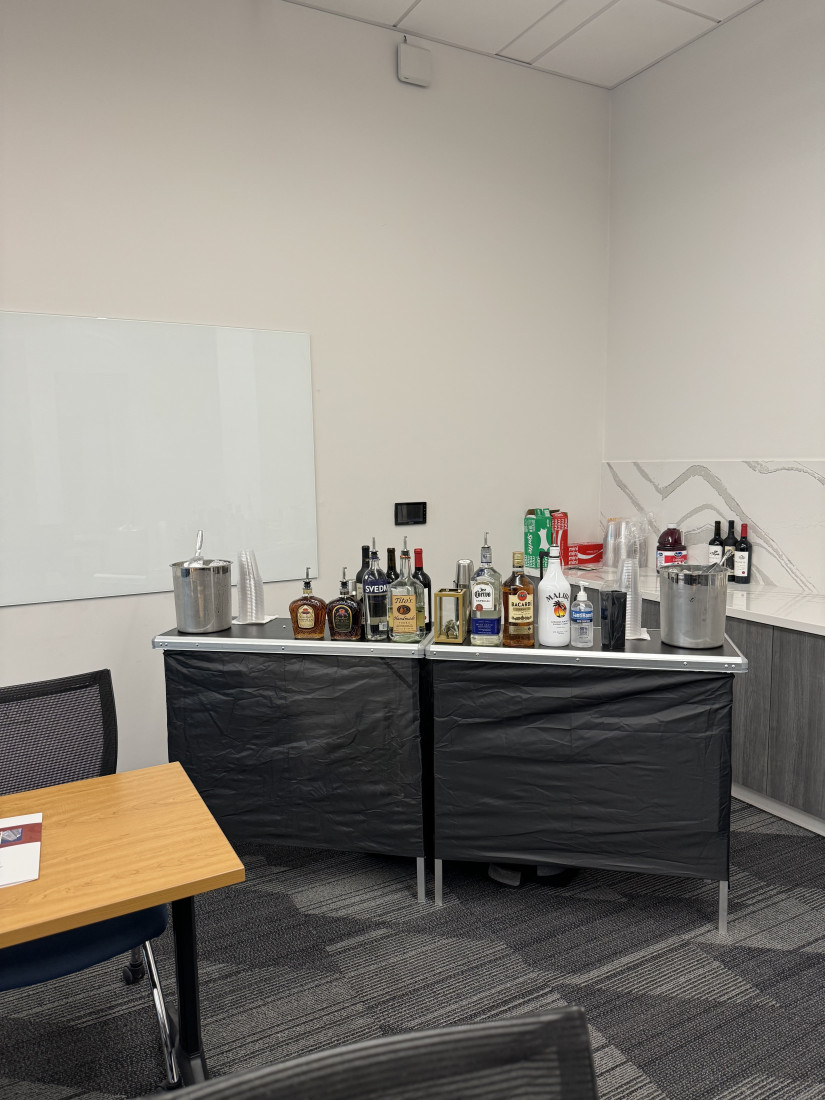 Hire Nay's Bar Bartending Service - Bartender in Austin, Texas