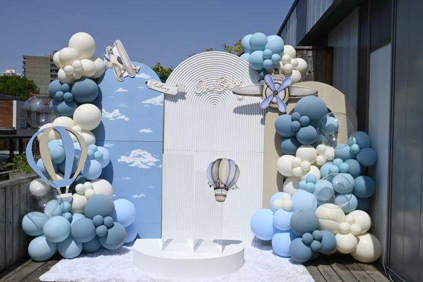 Hire Event Decor & Balloon Artist - Balloon Decor in Saint-Laurent, Quebec