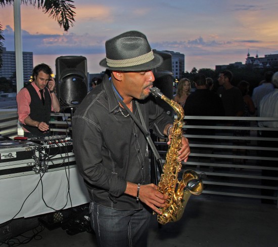 Hire Fernando Diez Saxophone and Flute - Saxophone Player in Miami, Florida