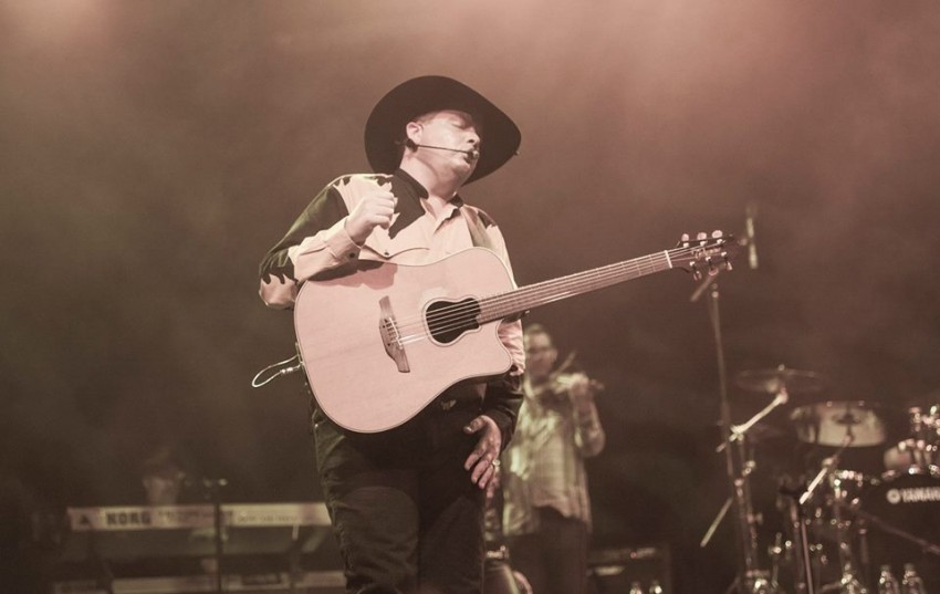 Hire The Garth Guy - Garth Brooks Impersonator in Las Vegas, Nevada