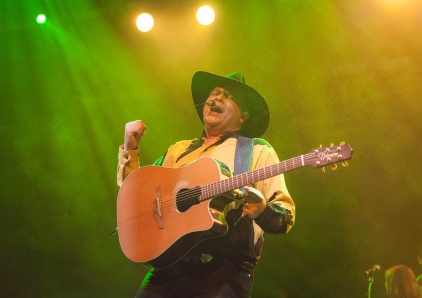 Hire The Garth Guy - Garth Brooks Impersonator in Las Vegas, Nevada