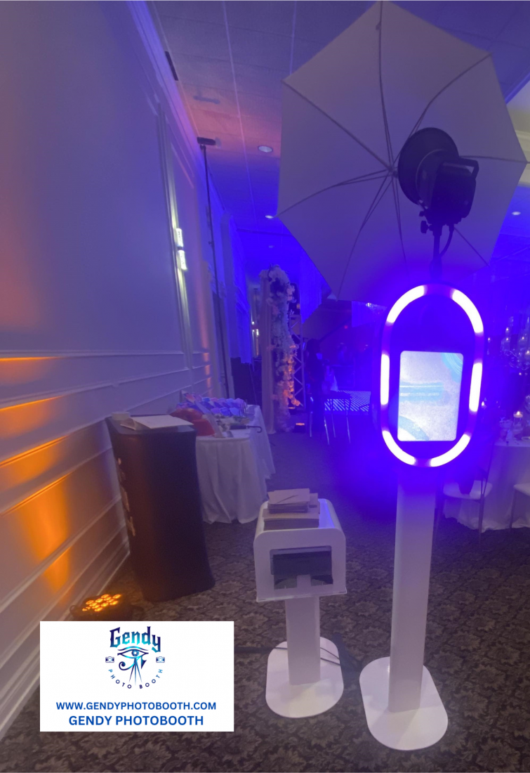 Hire Gendy Photobooth - Photo Booths in Royal Oak, Michigan