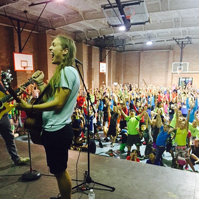 Hire Gideon Roberts - Singer/Songwriter in Dallas, Texas