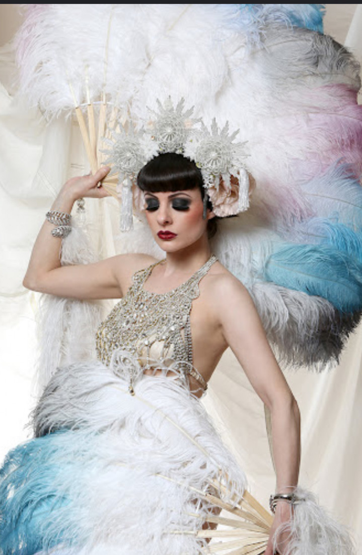 Hire Goddess Wing dance - Burlesque Entertainment in Chicago, IL | GigSalad