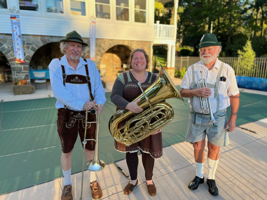 Hire Good Times Live! German Oompah Band - Polka Band in Media ...