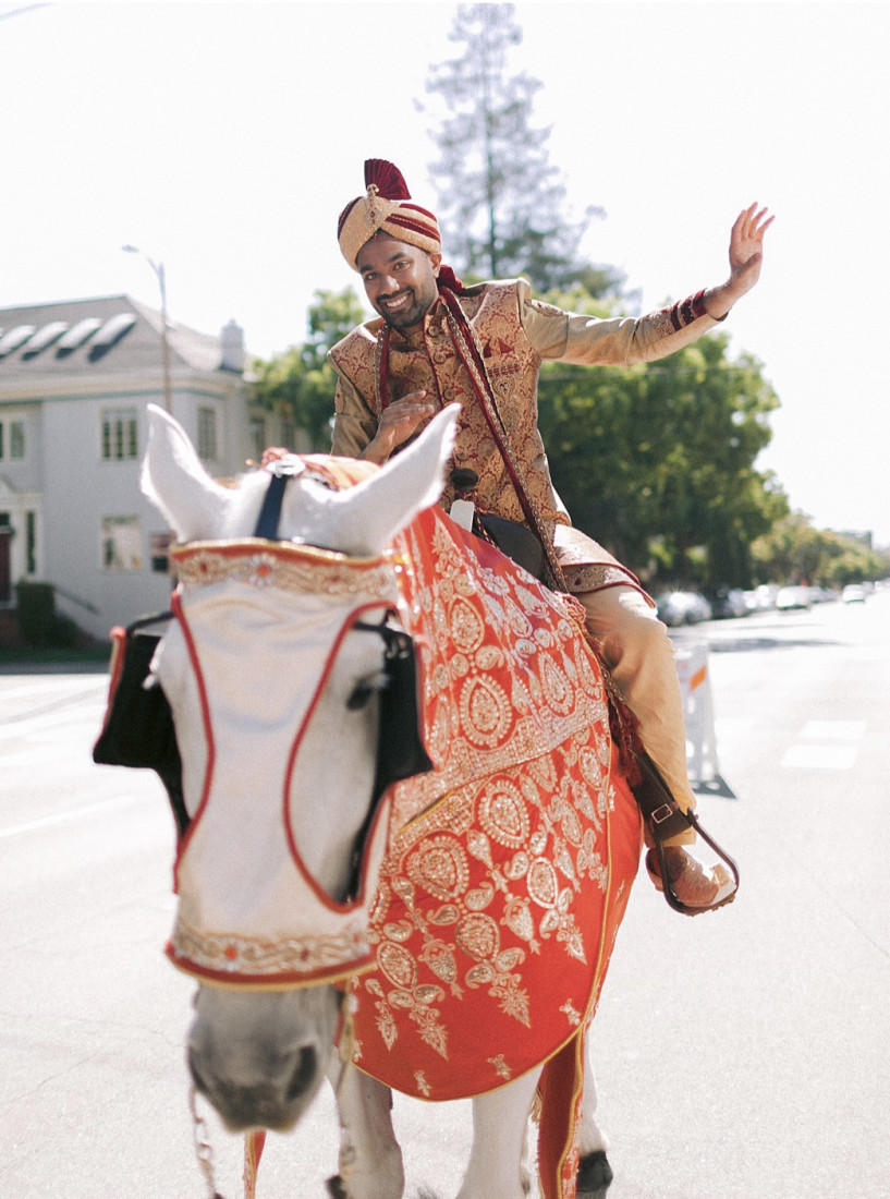 Hire Grand Carriages - Horse Drawn Carriage in Livermore, California