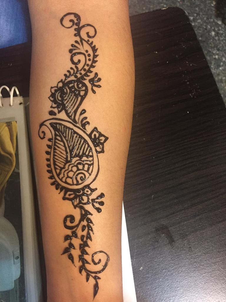 Hire Henna art by Hetal - Henna Tattoo Artist in Redmond, Washington