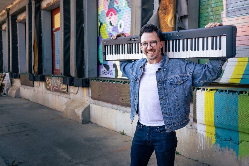 Hire Ian Benjamin - Singing Pianist - Singing Pianist in Charlotte ...