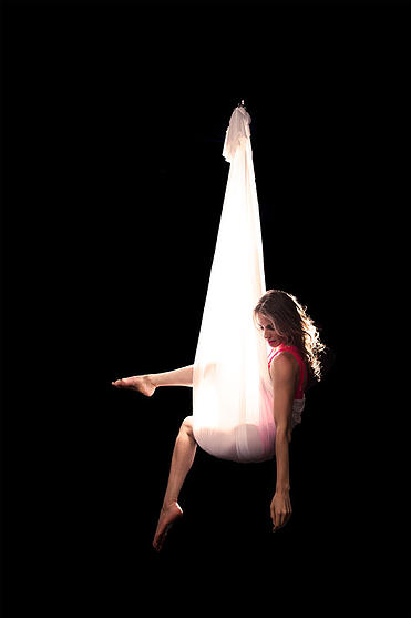 Hire Inverted Aerial - Aerialist in New York City, New York