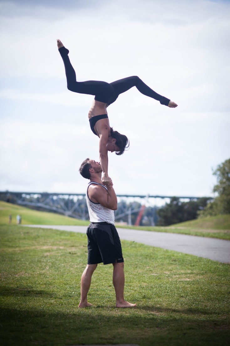 Hire Inverted Play - Acrobat in Santa Monica, California