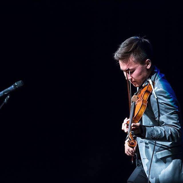 Hire Isaac Daniel Eng - Violinist in Toronto, Ontario