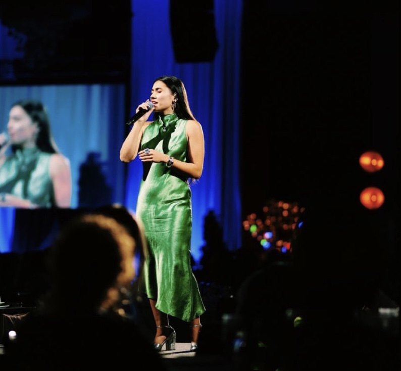 Hire Isabella Du Graf - Jazz Singer in Seattle, Washington