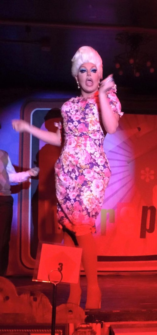 Hire Isabella Extynn - Drag Queen in Seattle, Washington