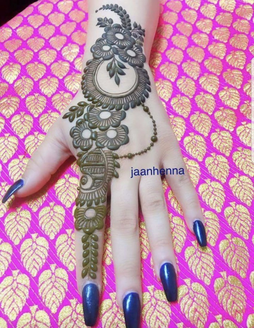 Hire JaanHenna - Henna Tattoo Artist in Phoenix, Arizona