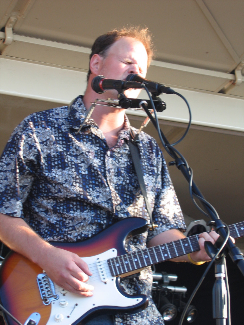 Hire Jeff James - A Modern One Man Band - One Man Band in Circle Pines ...