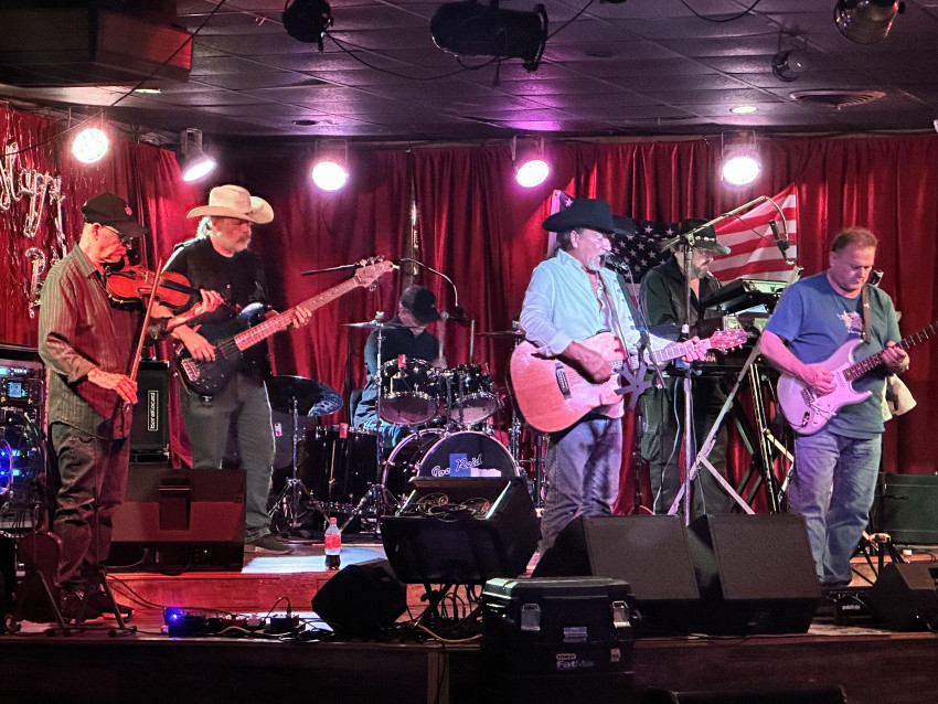 Hire Joe Reid and Heartland - Country Band in Daytona Beach, Florida