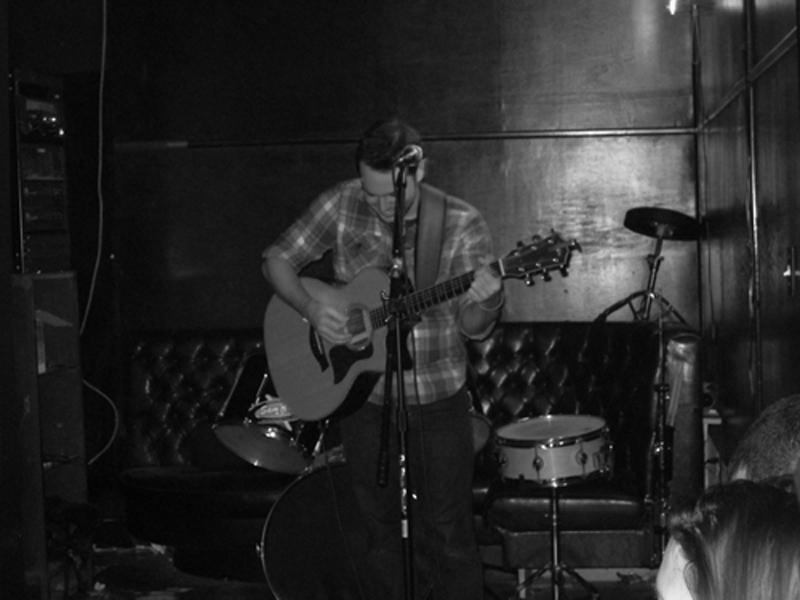 Hire Jonathan Cody White - Singing Guitarist in Cincinnati, Ohio