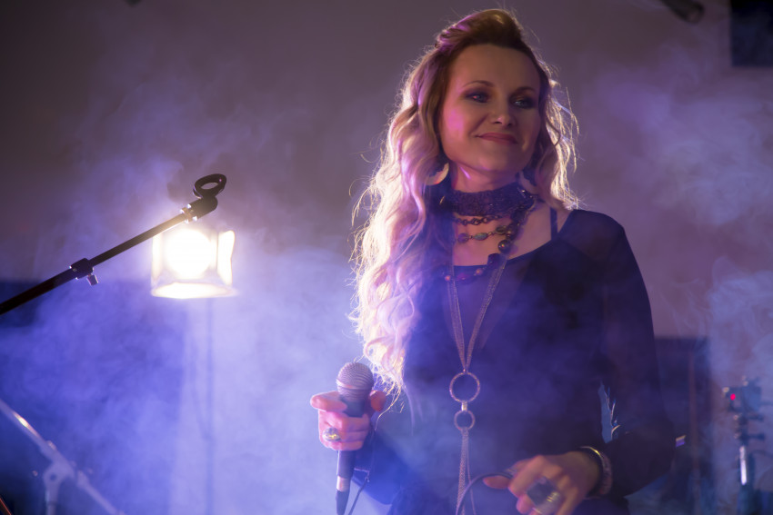 Hire JULIANA POLANSKY - Opera Broadway World Music - Classical Singer ...