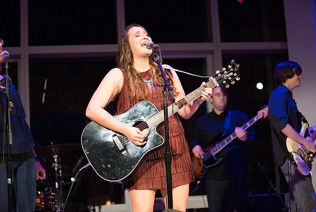 Hire Kaitlyn Sparks - Country Singer in Nashville, Tennessee