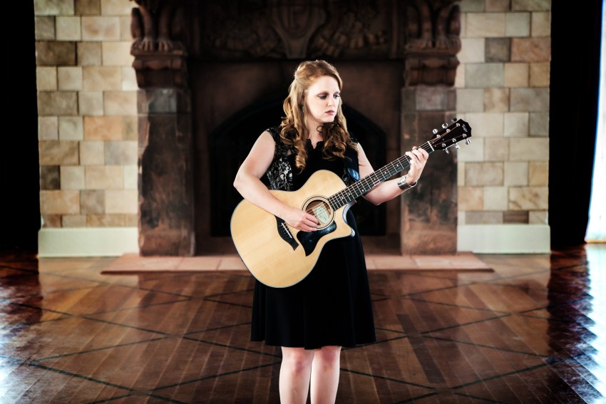 Hire Kari Smith Music - Singing Pianist in Glen Allen, Virginia