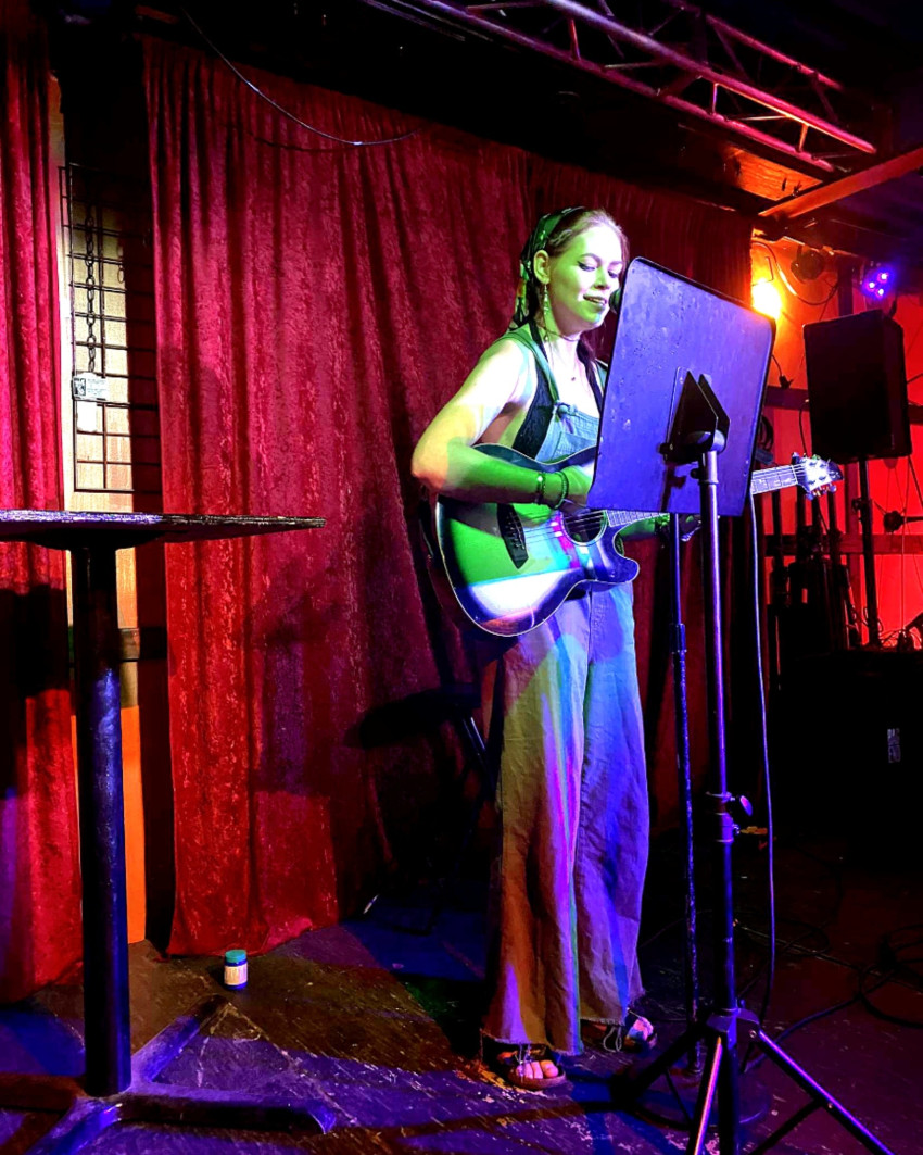Hire Kaylee Ann - Singing Guitarist in Apex, North Carolina