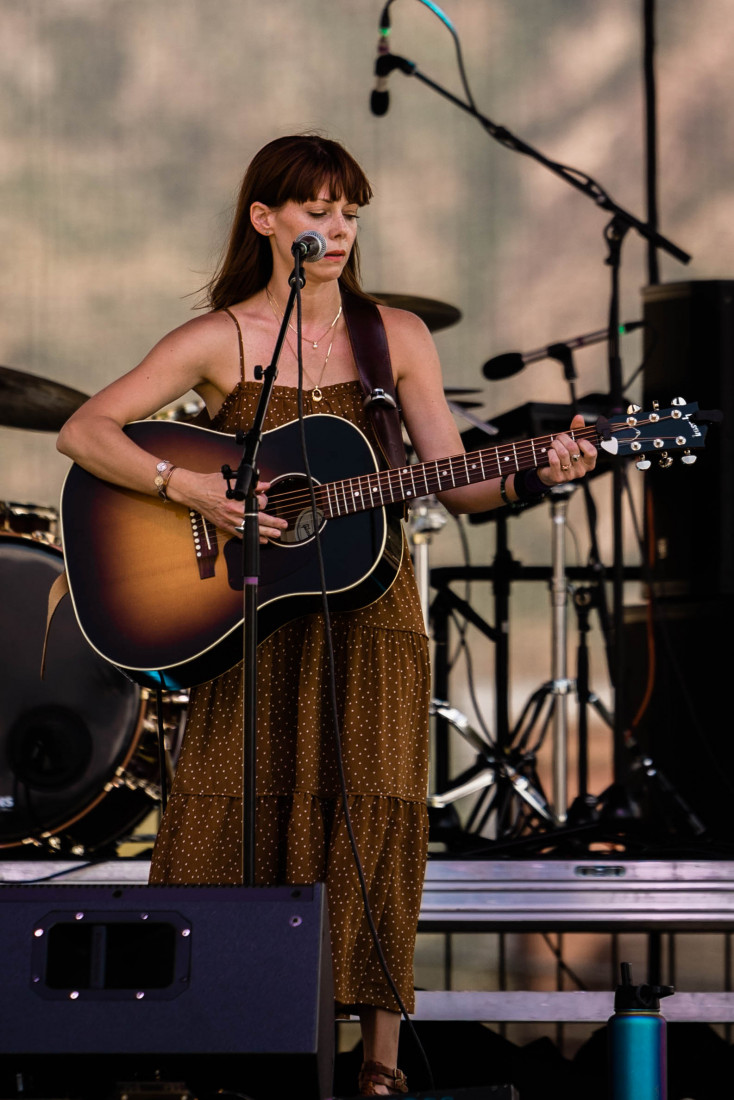 Hire Kelli Moyle - Singing Guitarist in Salt Lake City, Utah