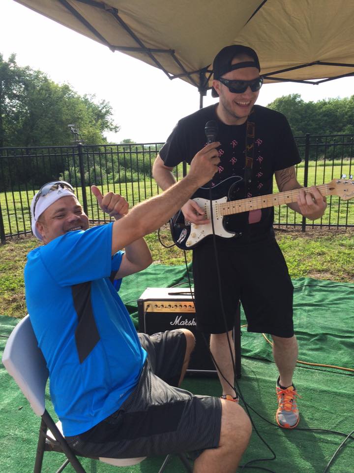 Hire Kevin Babb - Singing Guitarist in Maryland Heights, Missouri