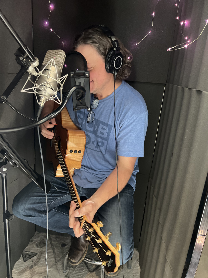 Hire Kyle Wendte, T.O.M.B. The One Man Band - Singing Guitarist in ...