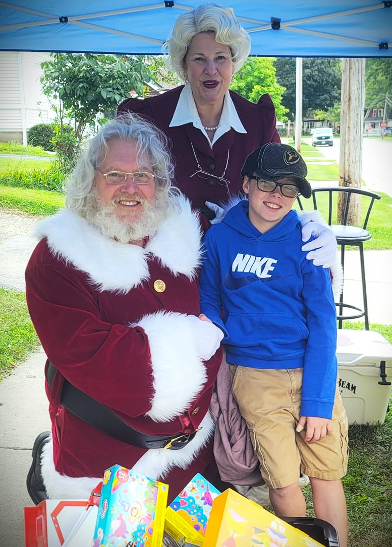 Hire Lake Country Santa Claus - Santa Claus in Oconomowoc, Wisconsin