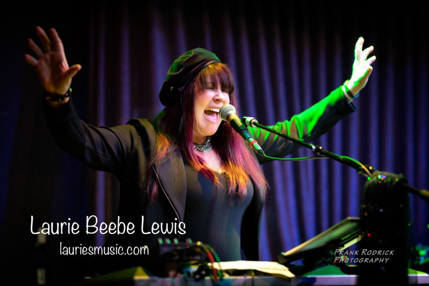 Hire Laurie Beebe Lewis - Wedding Singer in San Diego, California