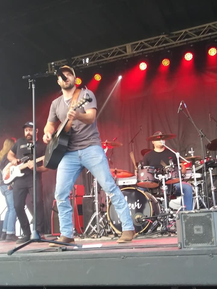 Hire Levi Blom - Country Band in Butte, Montana