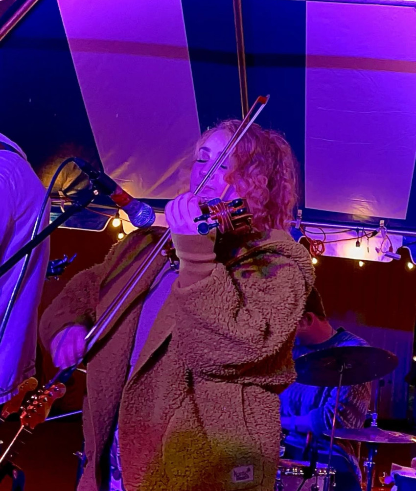 Hire Loren the Violinist - Violinist in Minneapolis, Minnesota