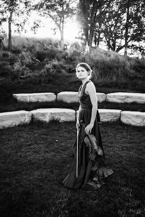 Hire Lydia Sewell - Violinist in Madison, Wisconsin