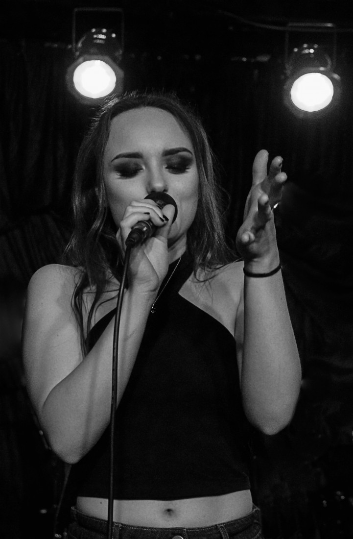 Hire Madi Marie - Singer/Songwriter in Nashville, Tennessee