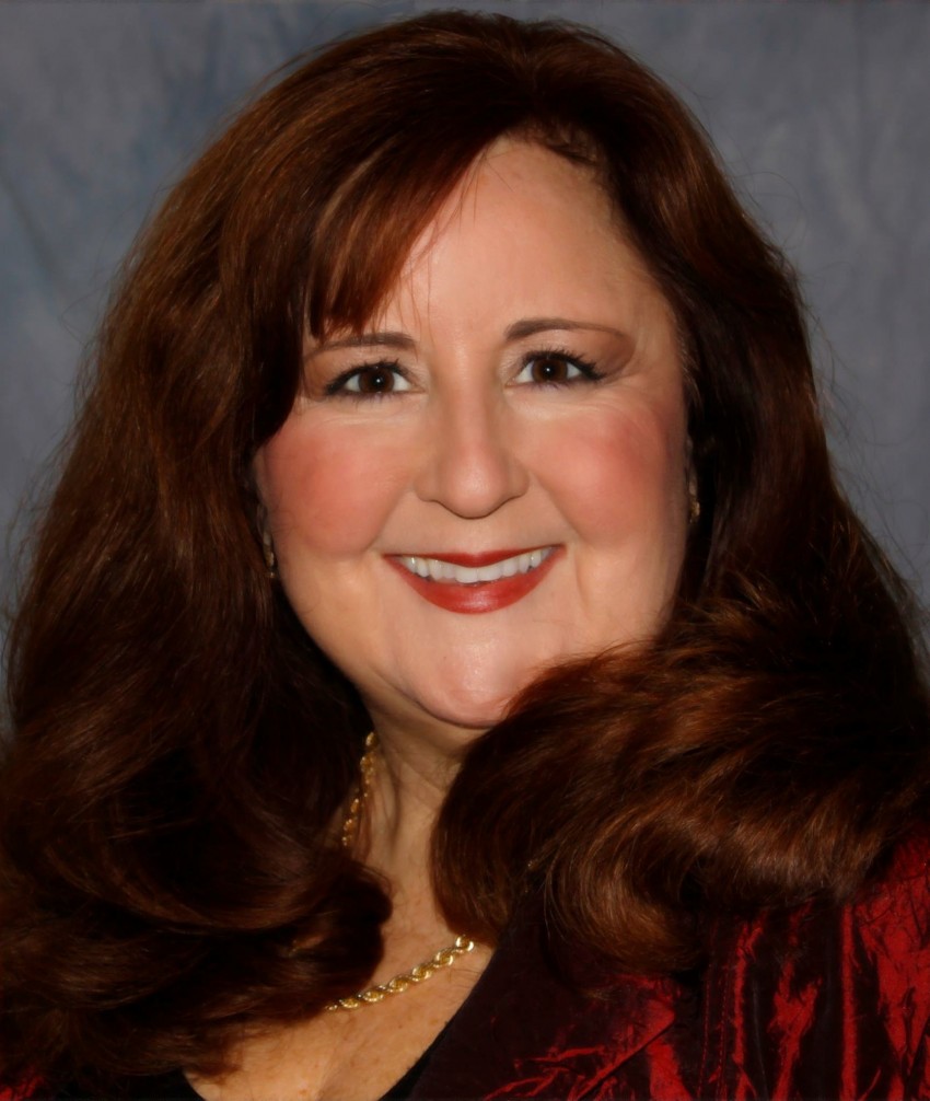 Hire Laugh with Maria - Singing Pianist in Pensacola, Florida