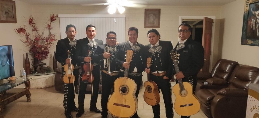 Hire Mariachi Autentico Voces Mexicanas - Mariachi Band in Phoenix, Arizona