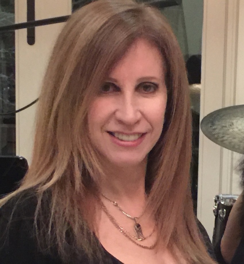 Hire Marla Adler Dymyn - One Man Band in Little Neck, New York