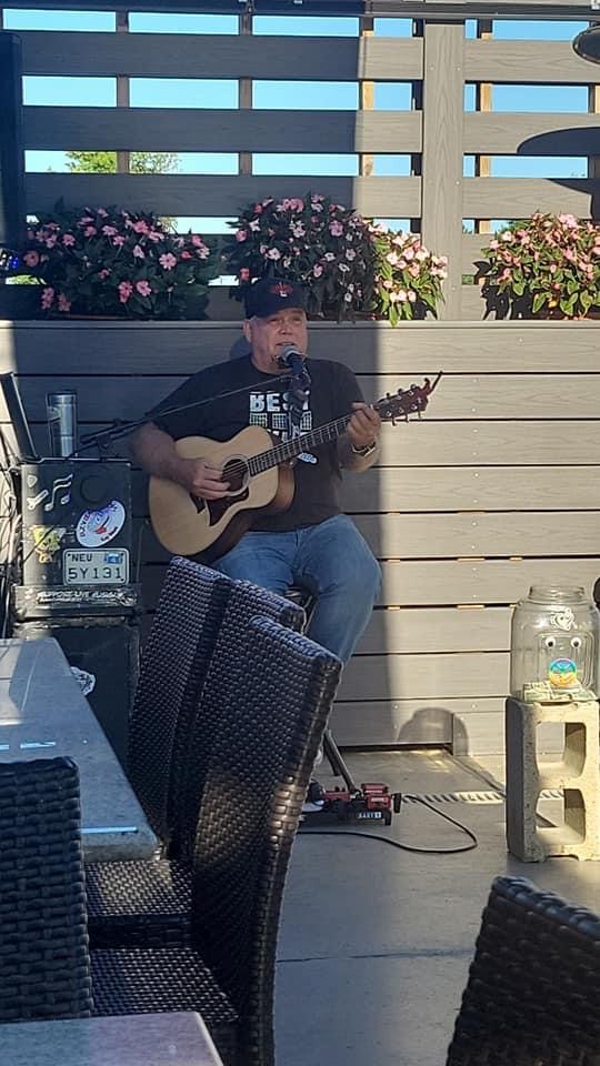 Hire Mike Ashton and Susie - Party Band in Englewood, Florida