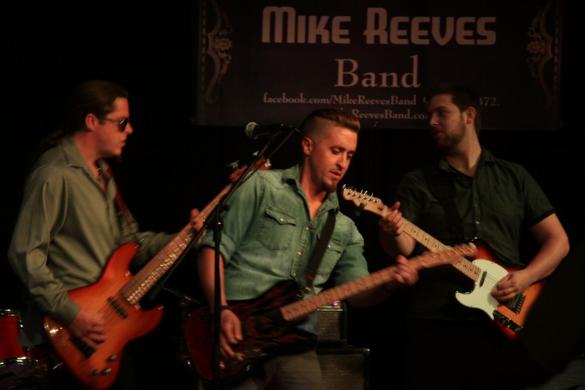 Hire Mike Reeves Band - Top 40 Band in Phoenix, Arizona