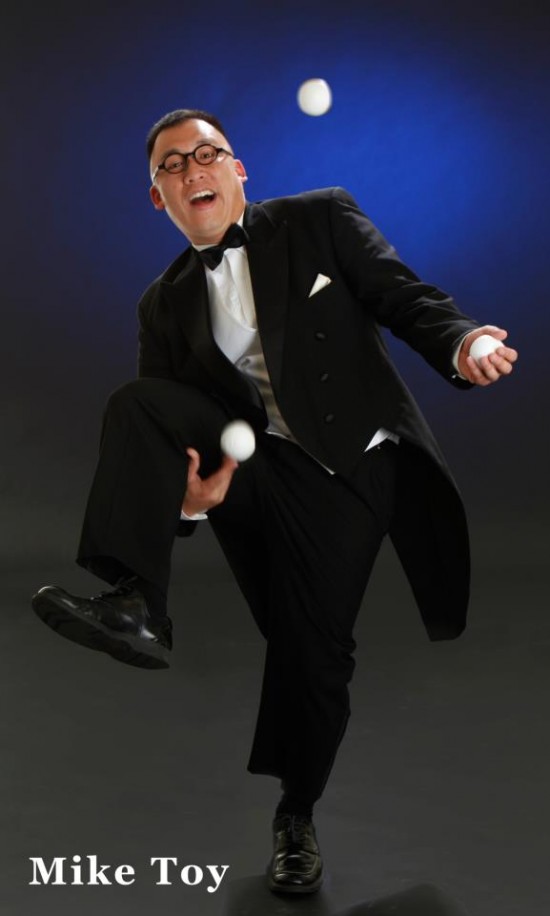 Hire Comedian Magician Mike Toy - Magician in Los Angeles, California