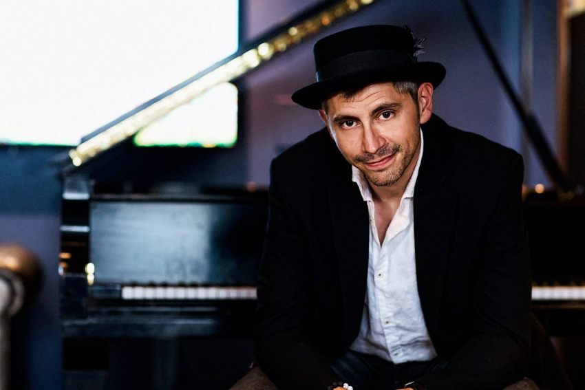 Hire Mirko the Italian Pianist - Singing Pianist in Las Vegas, Nevada