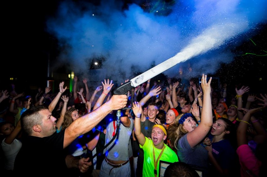 Hire Your Party Gurus - Mobile DJ in Davison, Michigan