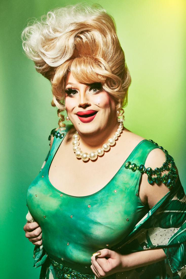 Hire Ms. Golden Delicious - Drag Queen in Brentwood, Maryland