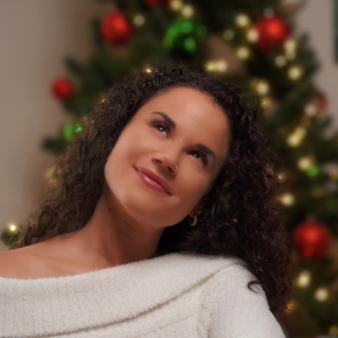 Hire Nadine - Pop Singer in Kihei, Hawaii