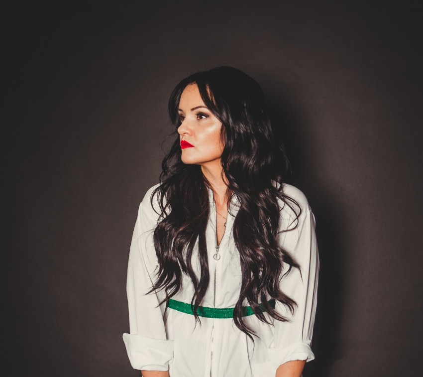 Hire Natalie Clark - Singing Guitarist in Los Angeles, California